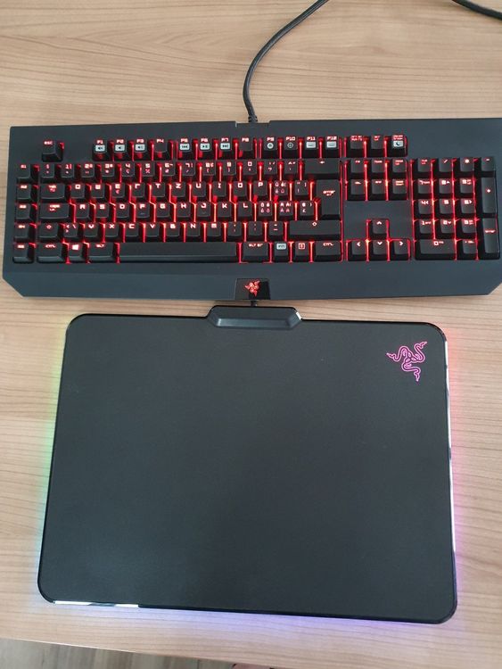 Razer Blackwidow Chroma v1 und Razer Firefly Hard Edition | Kaufen auf ...