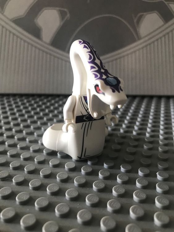 Lego ninjago minifigure pythor chumsworth white (Gebraucht) in Châtel ...