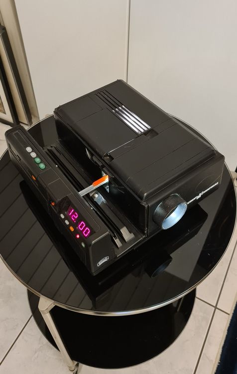 Diaprojektor Braun Paximat Multimag 250 AF (Gebraucht) in Rotkreuz für ...