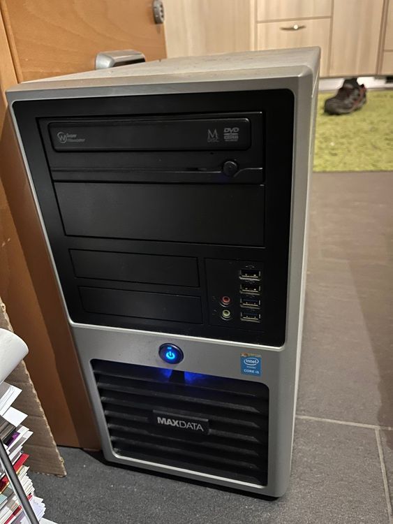 Computer Maxdata mit Core i5, SSD neu installiert (Gebraucht) in Brunnen für CHF 25 – nur ...