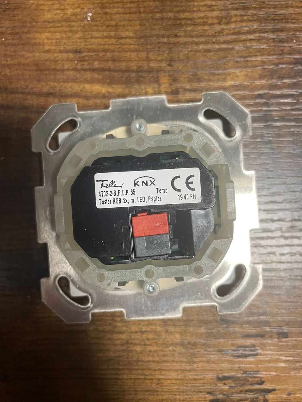 KNX Feller Taster/Schalter hellgrau (Gebraucht) in Zug für CHF 49 – mit ...