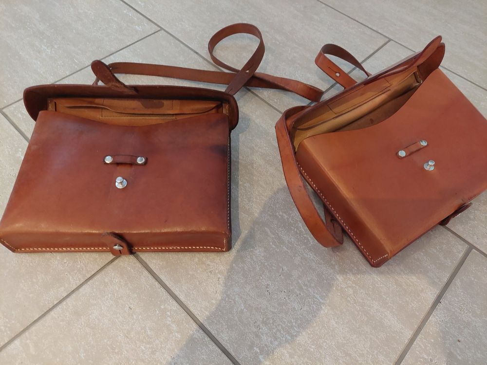 2 Stück Ledertaschen von der Schweizer Militär (Gebraucht) in Kiesen ...