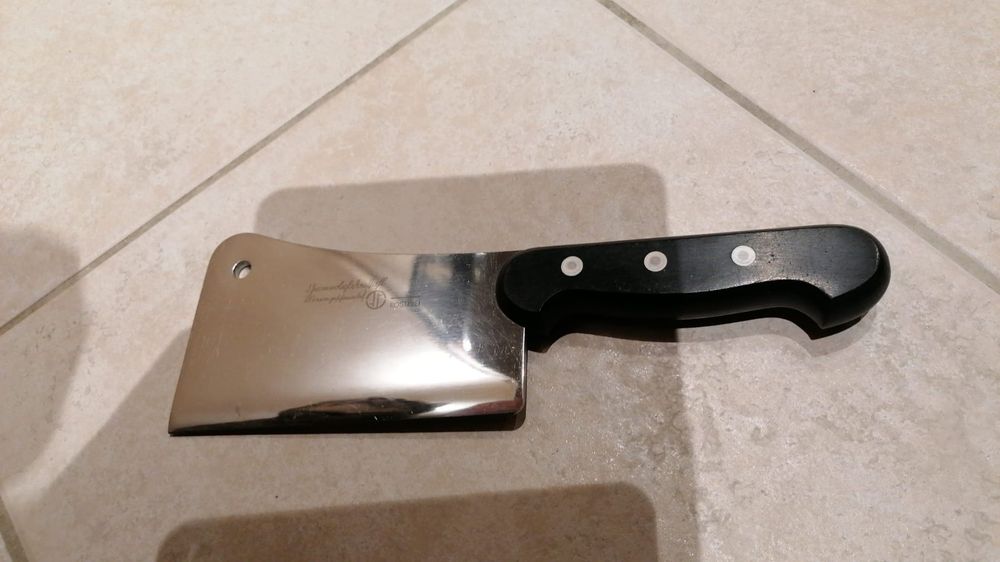 Schlachter Messer (Gebraucht) in Grächen für CHF 12 – mit Lieferung auf ...
