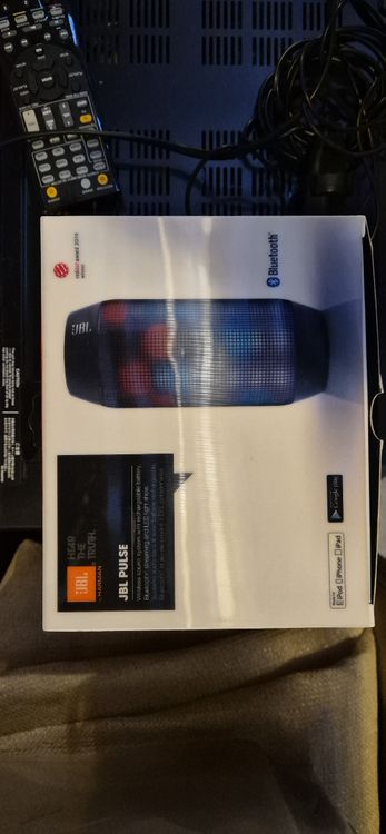 JBL Pulse Bluetooth Lautsprecher mit Lichtshow neuwertig | Kaufen auf ...
