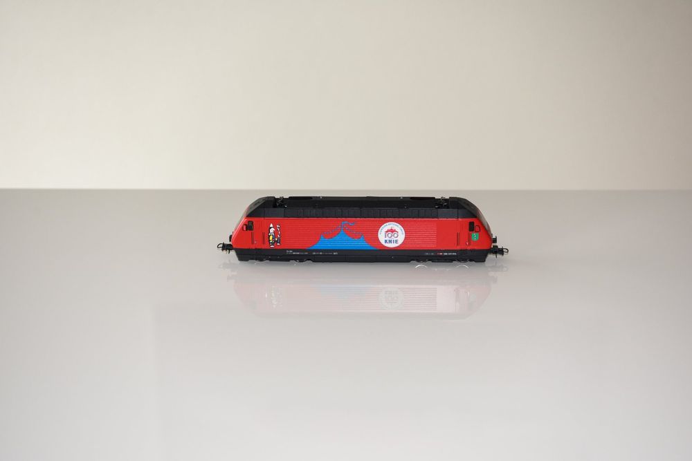 Roco 70657 - SBB Re 460 058-1 „Circus Knie“ DCC / Sound (Neu und ...