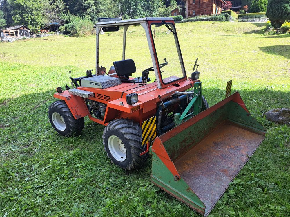 Reform 2002 mit Heckhydraulik (Gebraucht) in Herbriggen für CHF 6500 ...