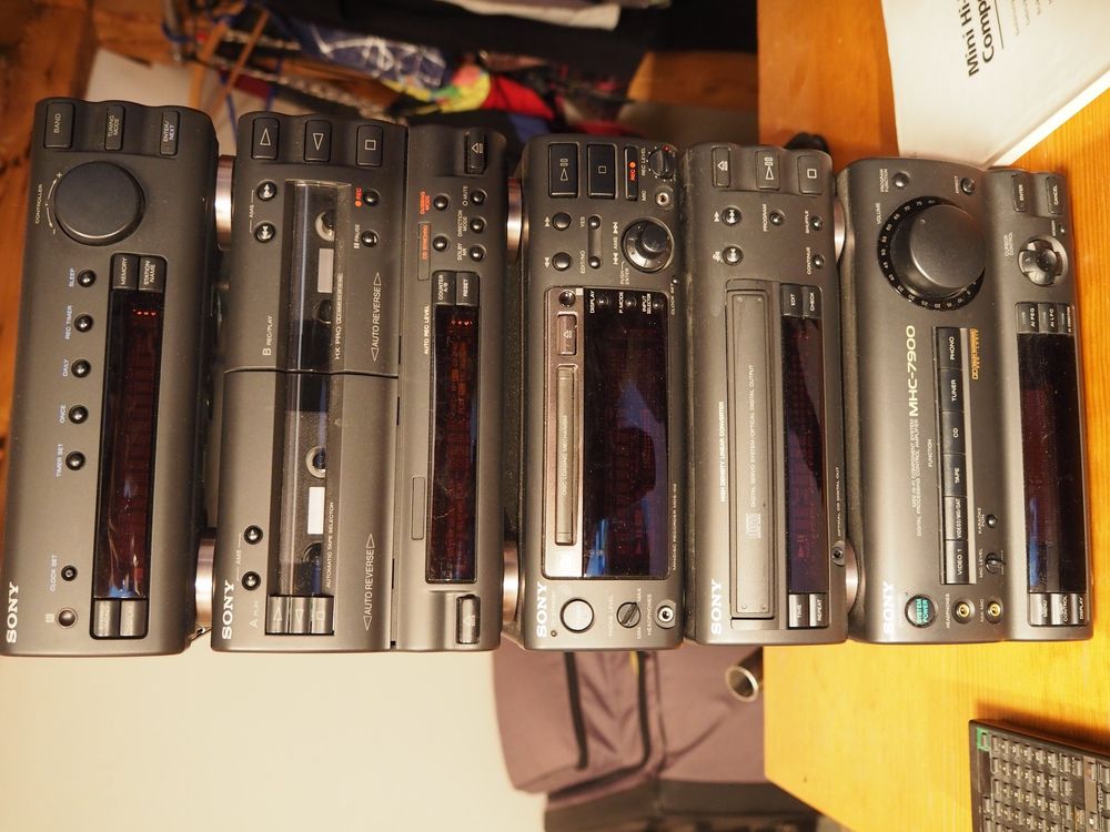 Mini Hi-Fi Anlage; Radio, CD, Kassette, Minidisc, Lautsprech (Gebraucht ...