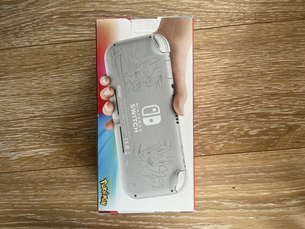 Nintendo Switch Lite Limited Edition OVP Pokemon (Neu und ...