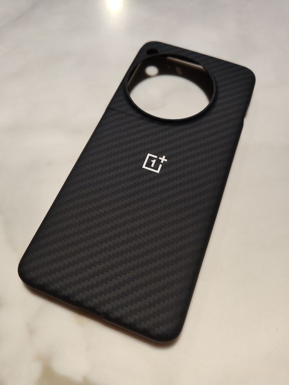 Original OnePlus 12 Black Aramid Fiber Bumper Case | Kaufen auf Ricardo