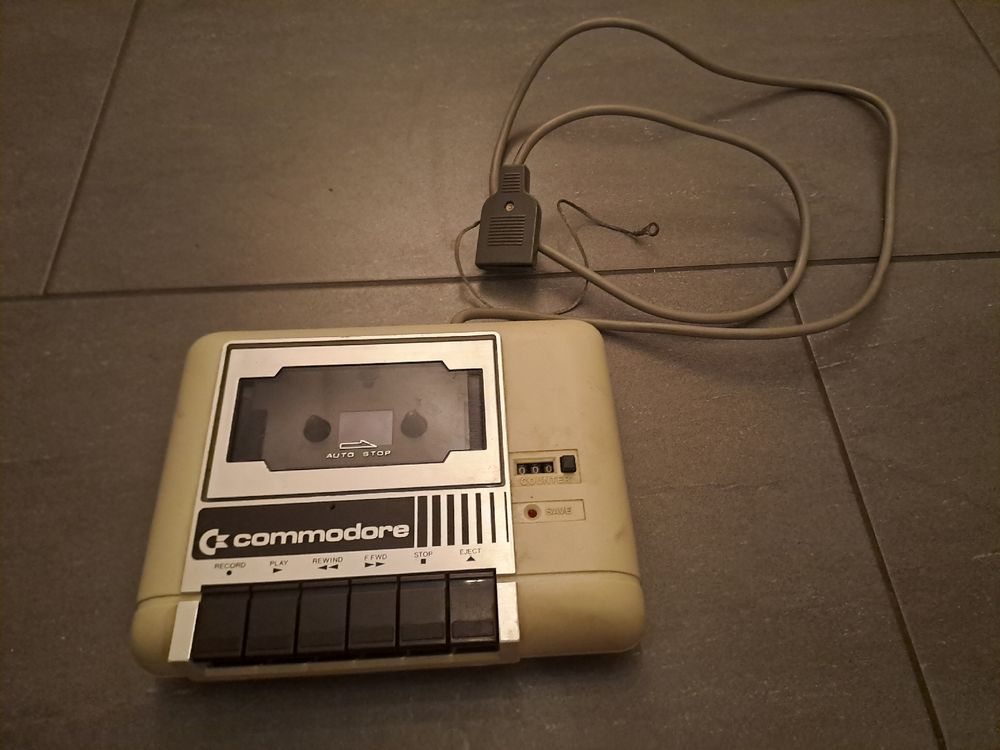Computerkassettenspieler Commodore C2N Cassette (Gebraucht) in Aarau ...