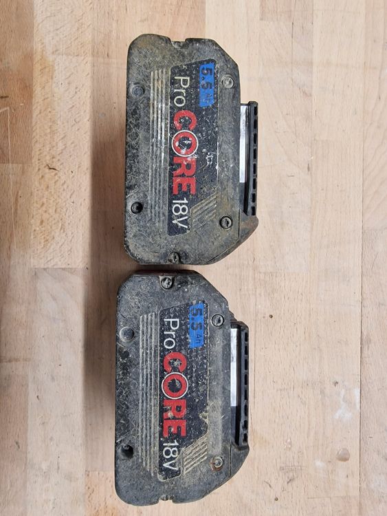 2x Bosch Professional Akku Pro Core 18V 5.5 Ah (1) (Defekt) in Hinwil ...