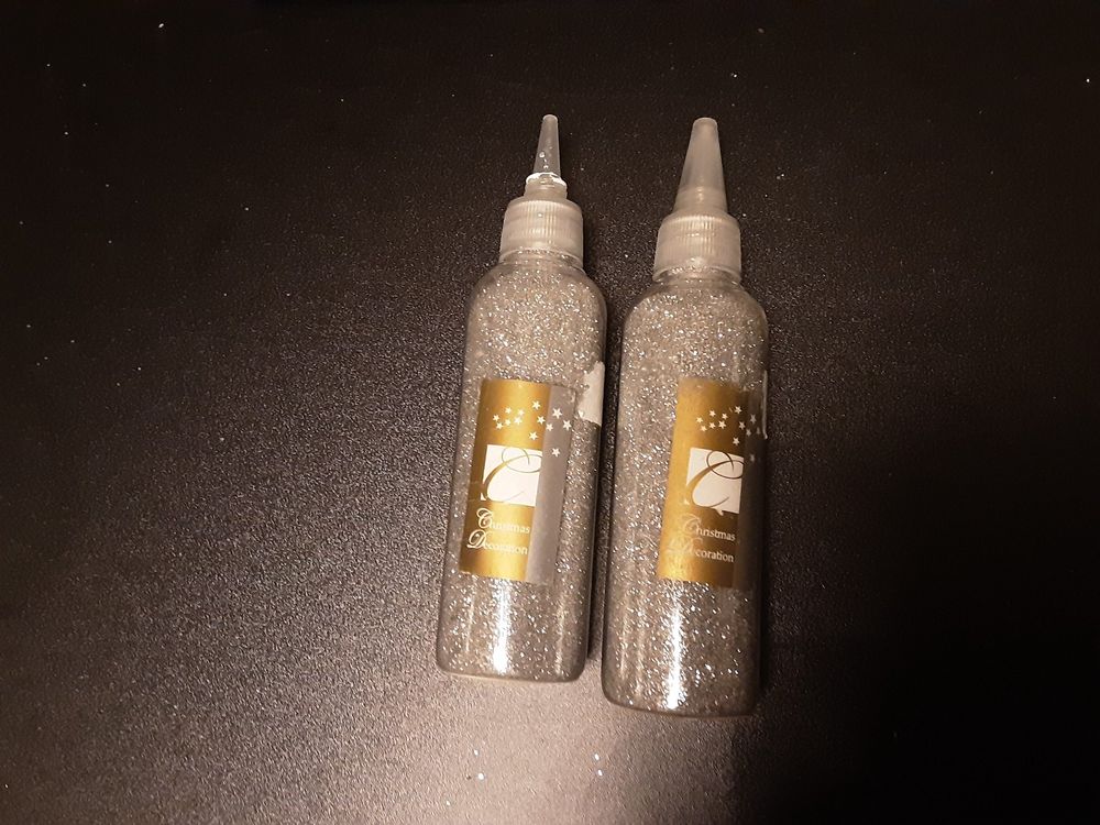 2 STÜCK Ausverkauf basteln glitzer (Neu und originalverpackt) in wolfhalden für CHF 2 – mit ...