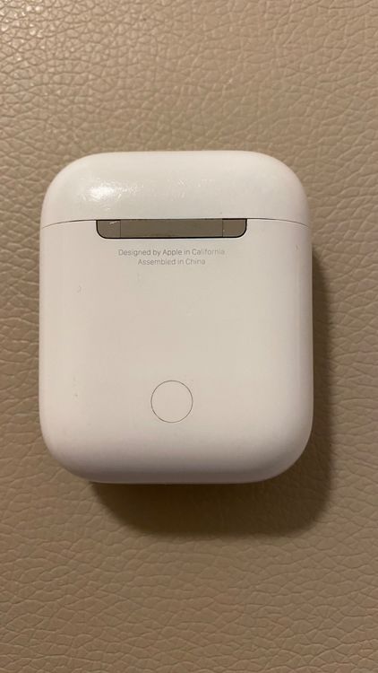 Apple AirPods Gen 1 (Gebraucht) in für CHF 10 – nur Abholung auf ...