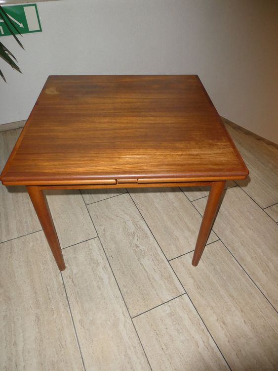 Dänisches Design, Tisch 85x 85cm mit je 40cm Auszug seitlich | Kaufen ...