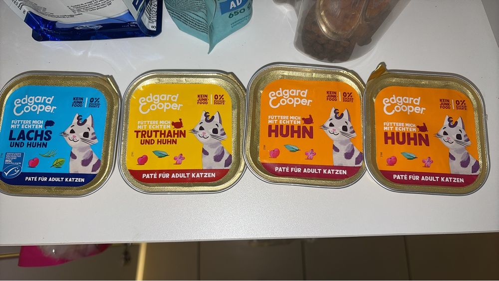 Pâté pour chat Edgar Cooper (Neu und originalverpackt) in Fribourg für ...