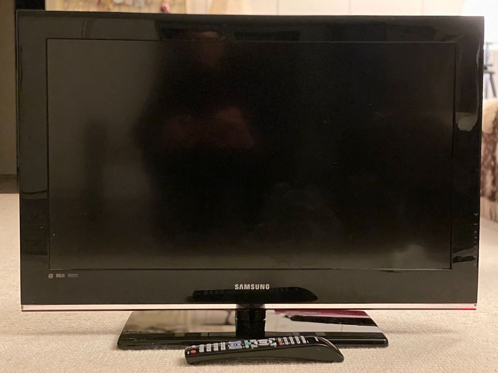 Samsung LCD TV | Kaufen auf Ricardo