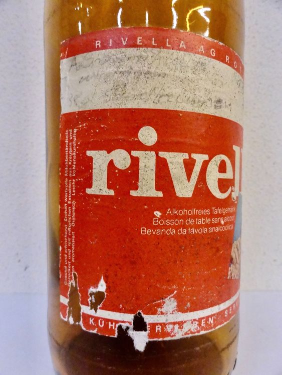 alte Flasche RIVELLA ROTHRIST 1973 (Gebraucht) in Kerzers für CHF 75 ...