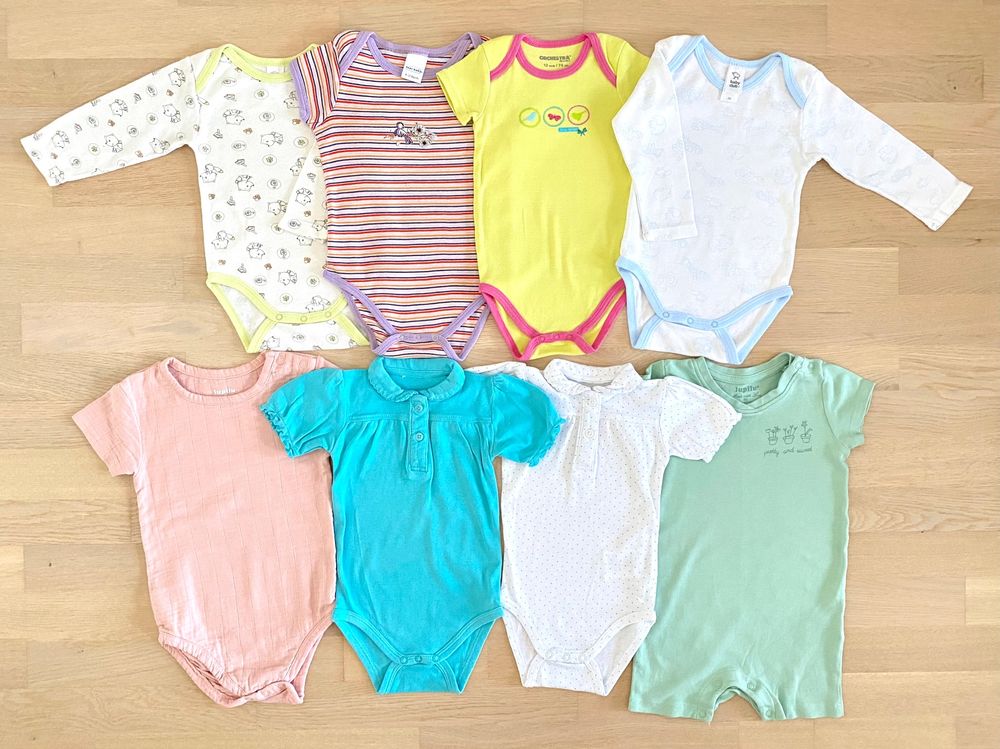 8 herzige Bodys für Baby Mädchen. Gr. 74-80. Neuwertig. | Kaufen auf ...