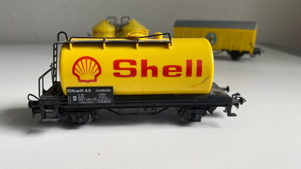 Märklin Güterwagen - 4442 Shell Tankwagen (Gebraucht) in Hünenberg für ...