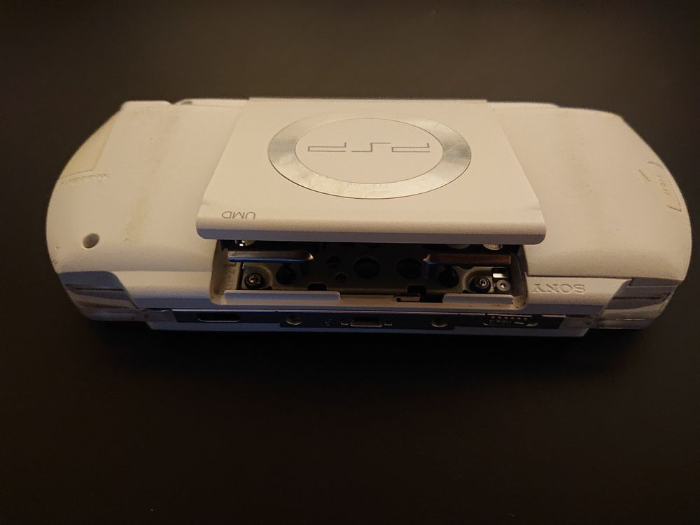 Sony PSP - Konsole 1004 - Weiss White - 64MB - komplett (D'occasion) à ...