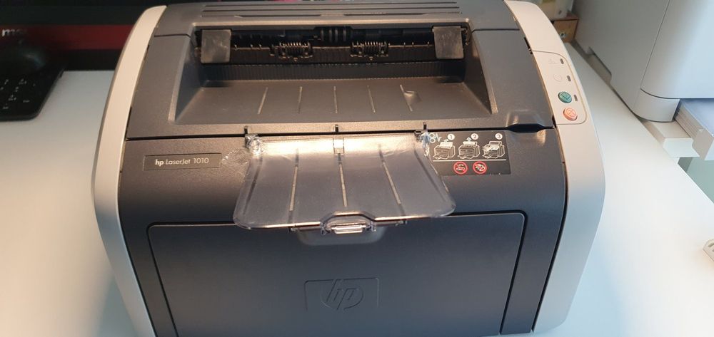 HP LaserJet 1010 Printer (Gebraucht) in Zürich für CHF 2 – nur Abholung ...