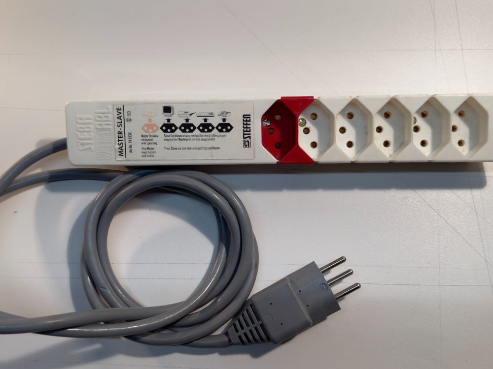 Master Slave Steckerleiste (Gebraucht) in Dürnten für CHF 22 – mit ...