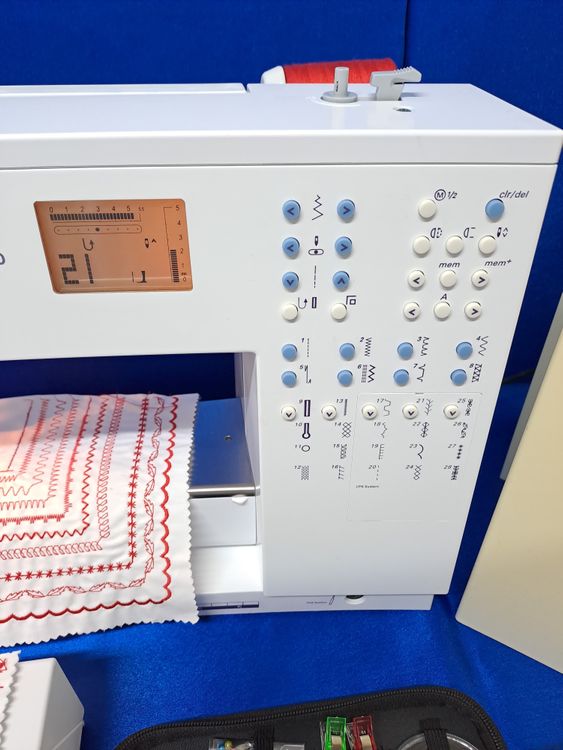 BERNINA VIRTUOSA 150 WIE NEU GRATIS VERSAND GARANTIE 3MT (Gebraucht) in ...