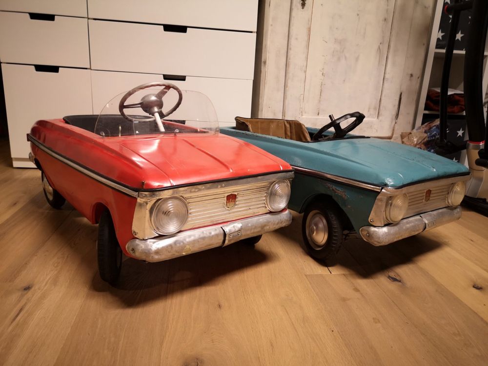 Tretautos Aus Blech