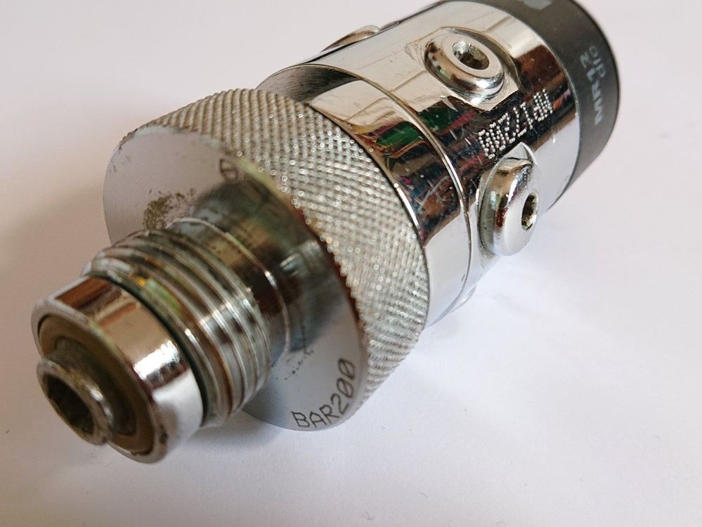 Mares MR12 Dfc Atemregler (Gebraucht) in Zürich für CHF 25 – mit ...