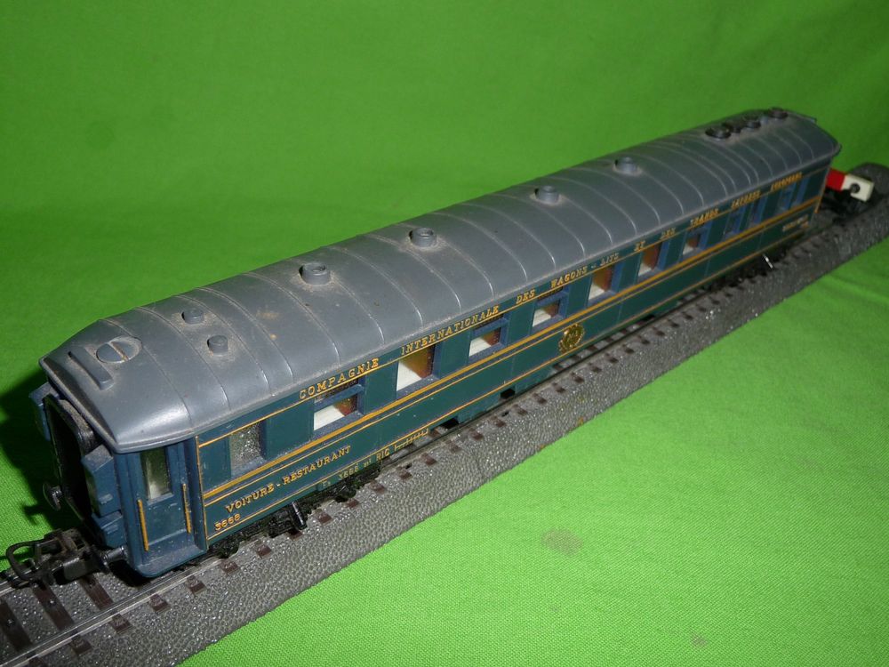 FS alter HORNBY Speisewagen CIWL 3668 Märklin Drehgestelle (Gebraucht) in Winterthur für CHF 19. ...