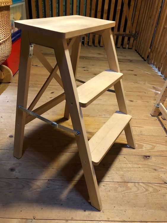 Trittleiter (Gebraucht) in Stans für CHF 7 – nur Abholung auf Ricardo ...