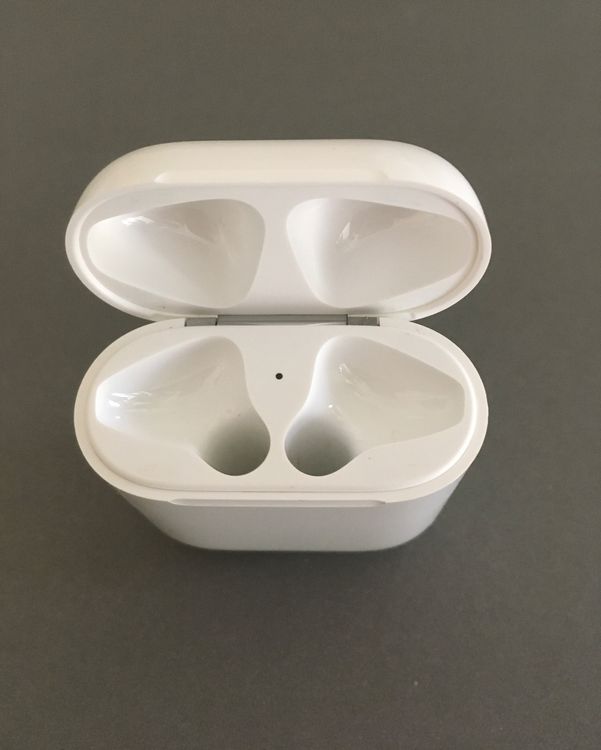 Apple Original Case 1st Generation (Airpods) | Kaufen auf Ricardo