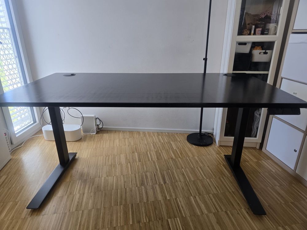 Hermann Miller: Fully Jarvis Sitz-Steh-Schreibtisch (Gebraucht) in ...