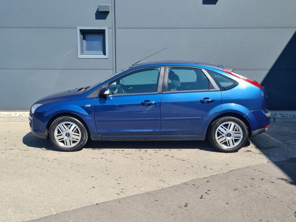 Ford Focus Ghia 2.0 16v (Gebraucht) in Sutz für CHF 2000 – nur Abholung auf Ricardo kaufen