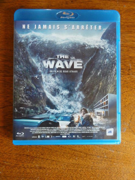 Blu-ray "The Wave" - Film catastrophe (Neu (gemäss Beschreibung)) in L' Auberson für CHF 4 – mit ...