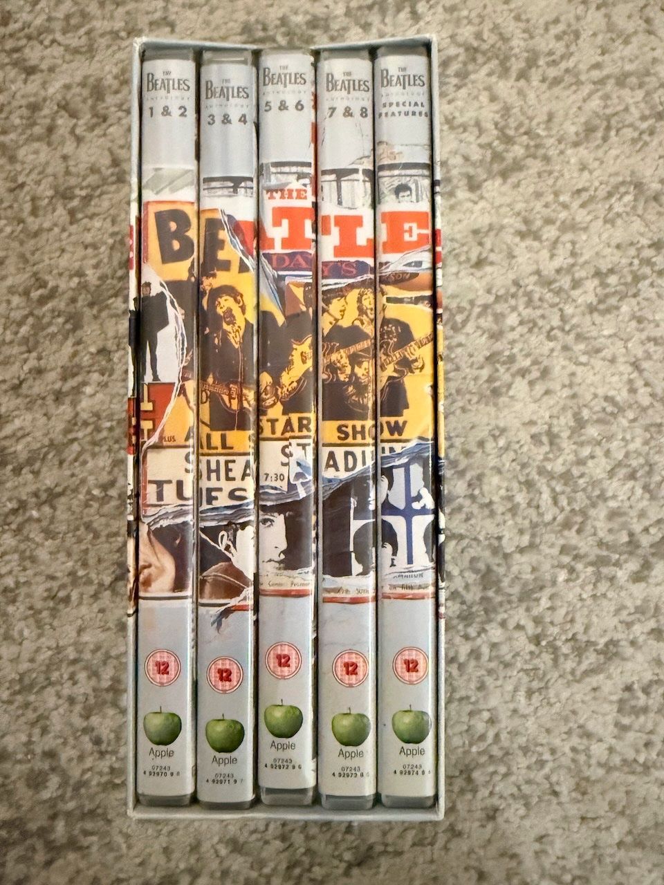The Beatles Anthology (5 DVD-Box-Set) (Gebraucht) in Niederhasli für ...