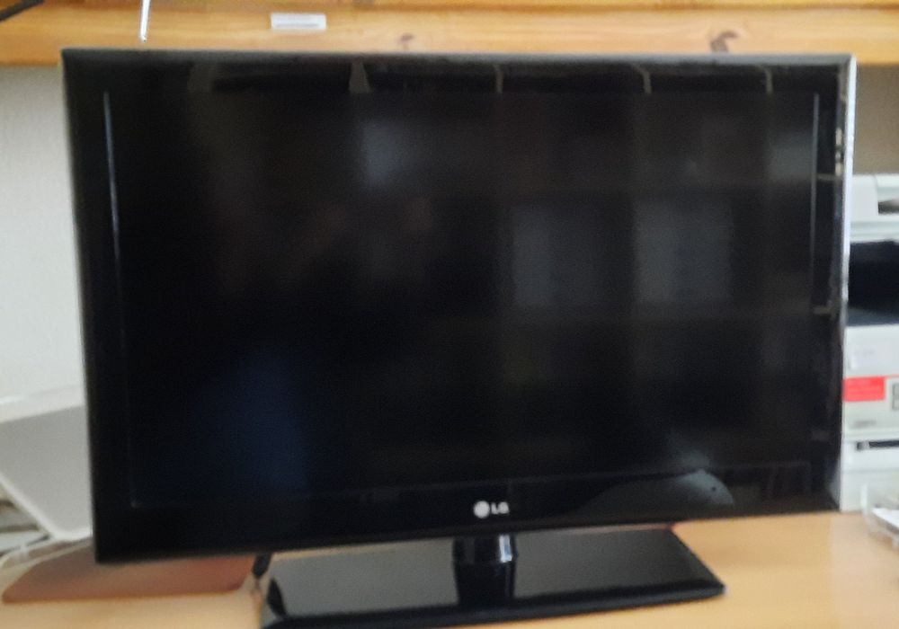 FERNSEHEN LG 32LE5300 (Gebraucht) in Bassersdorf für CHF 21 – nur ...