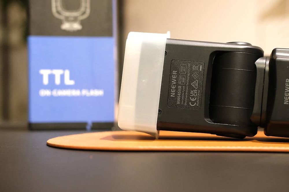 Blitzgerät Neewer TTL On-Camera Flash für NIKON Z Kameras - (Gebraucht ...