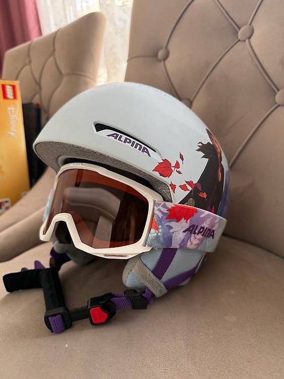 Casque Reine des Neiges (D'occasion) à Sierre pour CHF 40 – avec ...