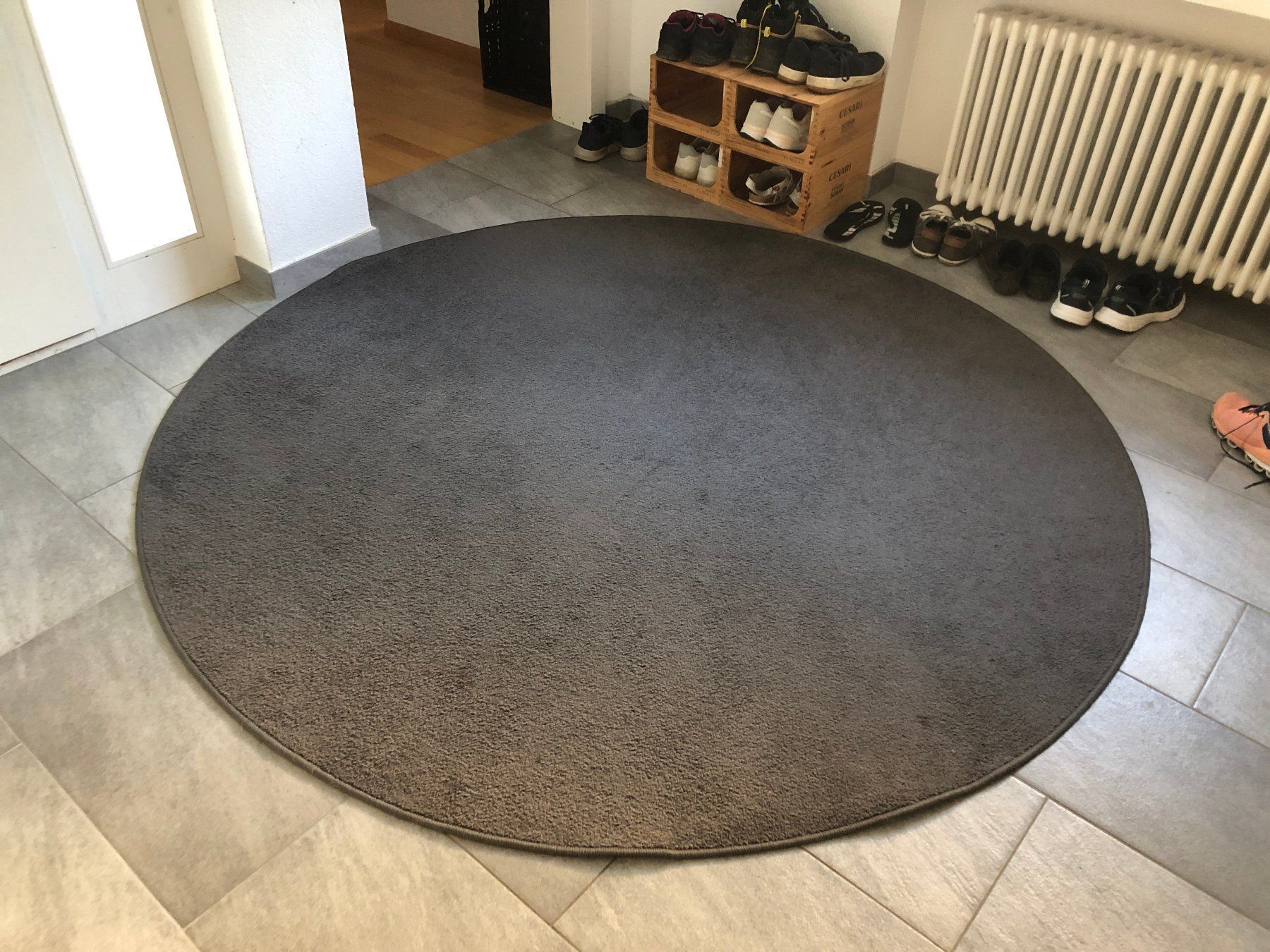 Teppich | Rund | 195 cm | Anthrazit | inkl. Anti-Rutschmatte (Gebraucht ...