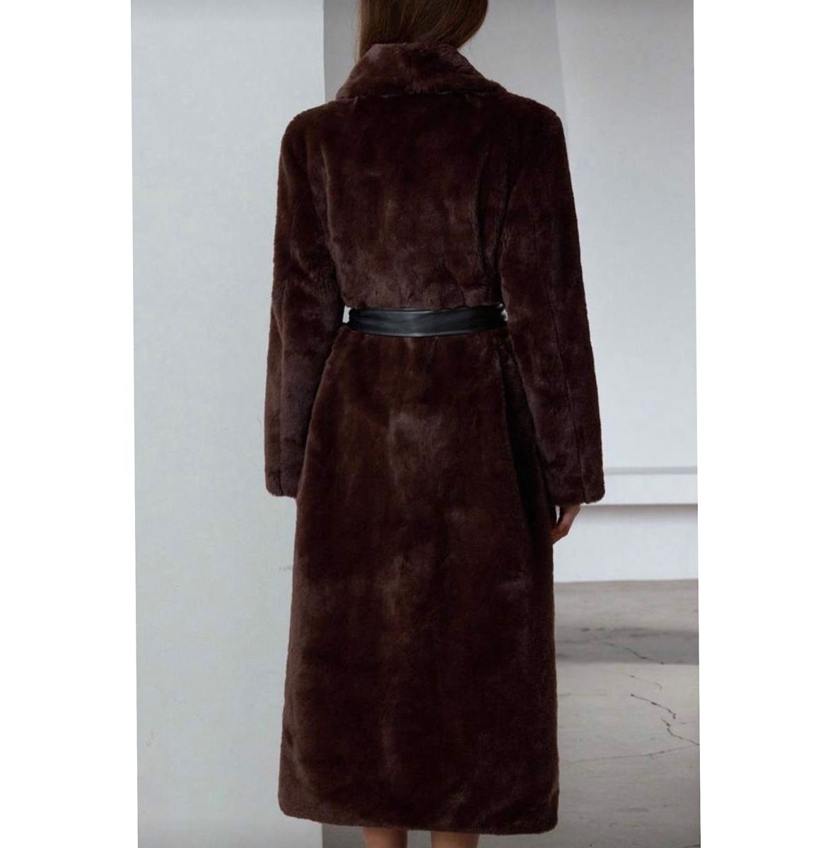 Manteau fourrure neuf taille M (Neu (gemäss Beschreibung)) in Biel ...