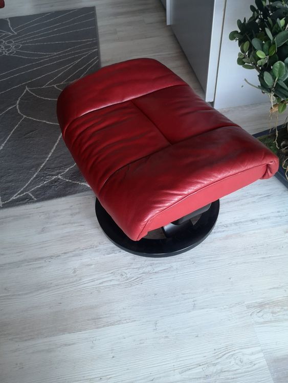 Stressless Hocker rot, top Zustand (Gebraucht) in Langenthal für CHF 70 ...