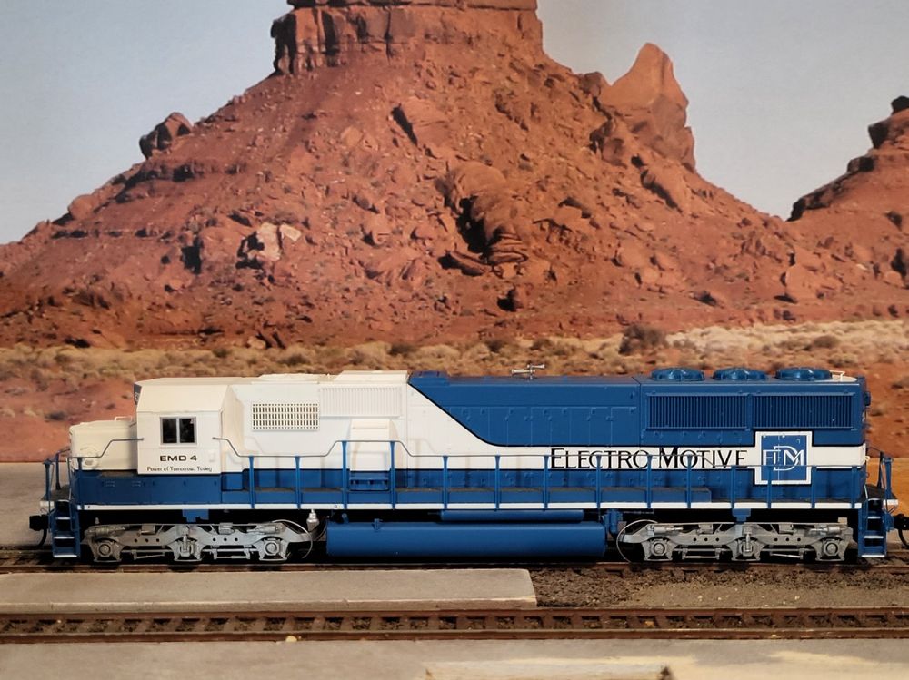Modelleisenbahn EMD GP60, blau/weiss, Occasion (Gebraucht) in safnern ...