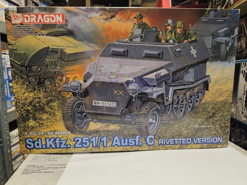 Dragon Sd.Kfz.251/1 Ausf. C "Rivetted Version", 1/35 (Gebraucht) in ...
