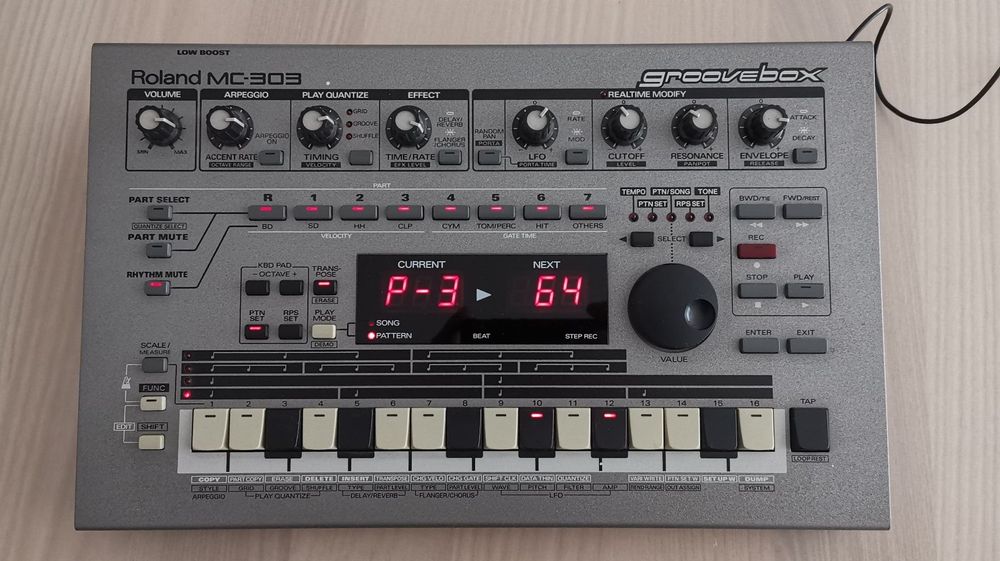 Roland MC-303 (D'occasion) à Cudrefin pour CHF 150 – avec livraison ...
