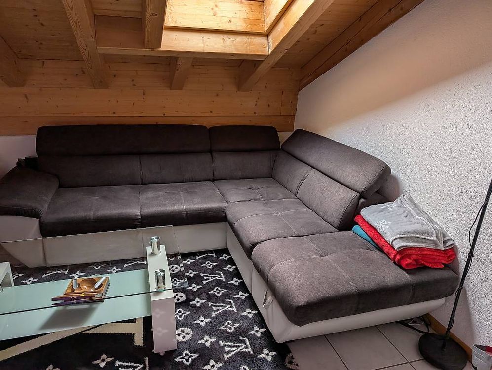 Schönes Ecksofa mit Bettfunktion & Stauraum, Top! (Gebraucht) in Heitenried für CHF 150 – nur ...