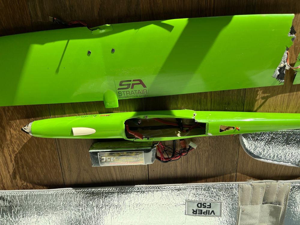 Viper F5D Von Stratair Showflugmodell (Defekt) in für CHF 210 – nur ...