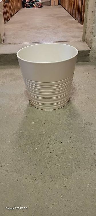 Blumentopf vom Modell IKEA MUSKOT in weiß (Gebraucht) in Winterthur für ...