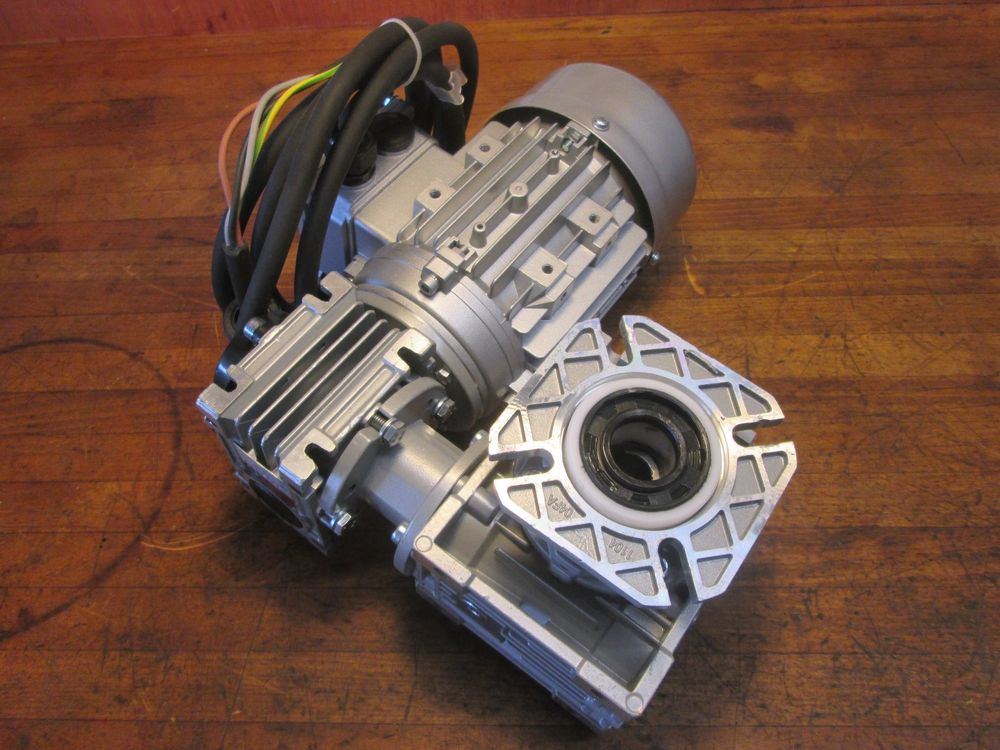 Elektromotor mit Winkelgetriebe | Kaufen auf Ricardo