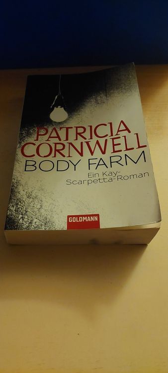 PATRICIA CORNWELL BODY FARM (Gebraucht) in Kallnach für CHF 2 – mit ...